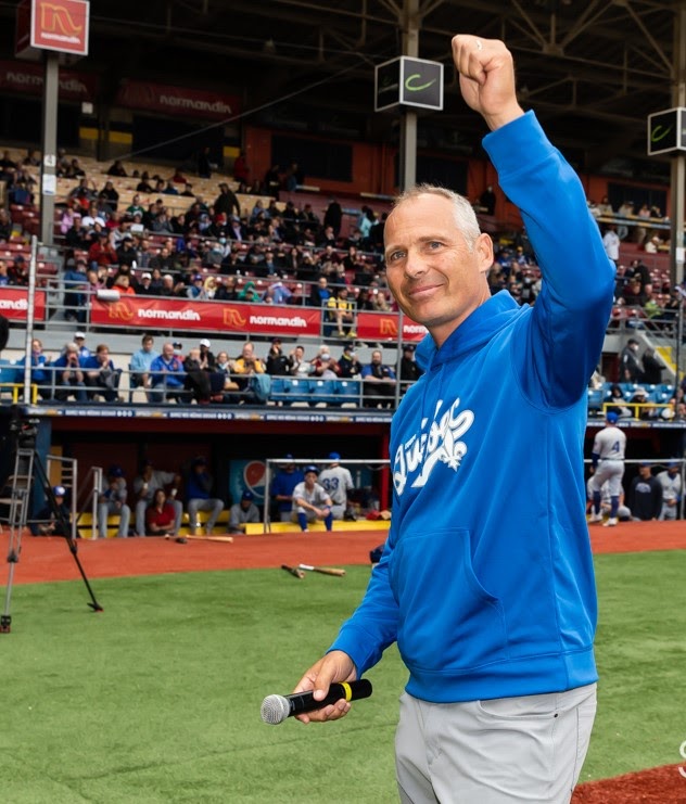 2,800 baseball fans welcome Équipe Québec home - The Quebec Chronicle ...