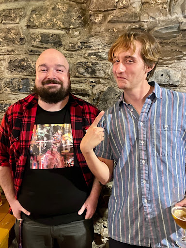 Packed Pub St-Patrick shows desire for Frenglish comedy - The Quebec ...