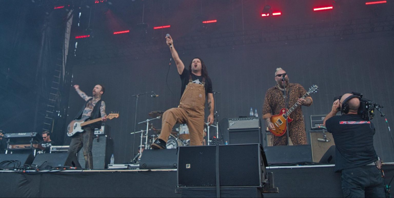 Alexisonfire returns to FEQ, this time as headliners - The Quebec ...