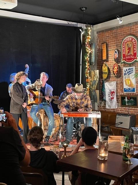 REVIEW: Randall Spear performs 'Above Murphy's Pub' - The Quebec ...