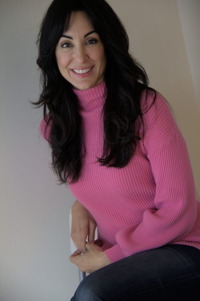 Creating connections through art for domestic violence survivors - The ...