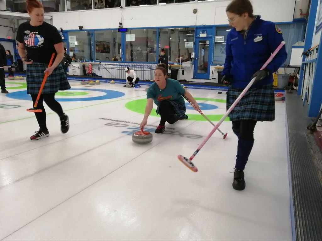 Quebec International Bonspiel bounces back, welcomes women - The Quebec ...