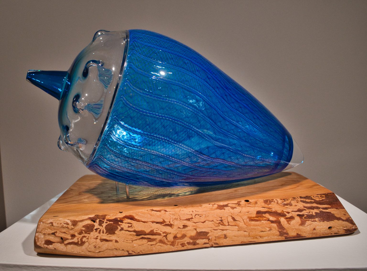 Villa Bagatelle exhibit sheds light on glass - The Quebec Chronicle ...