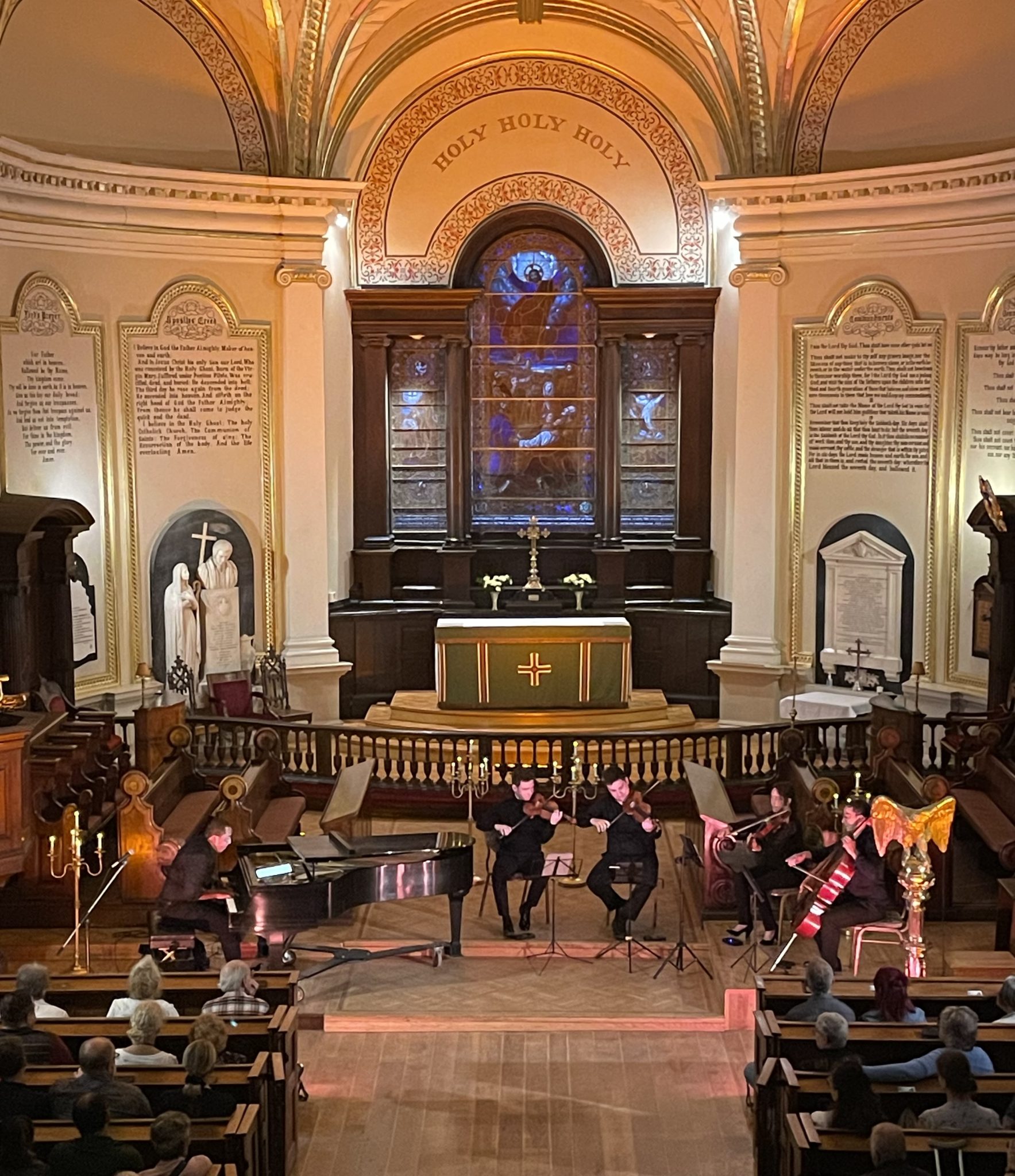 REVIEW: Grégory Charles' concert illuminates the Cathedral of the Holy ...