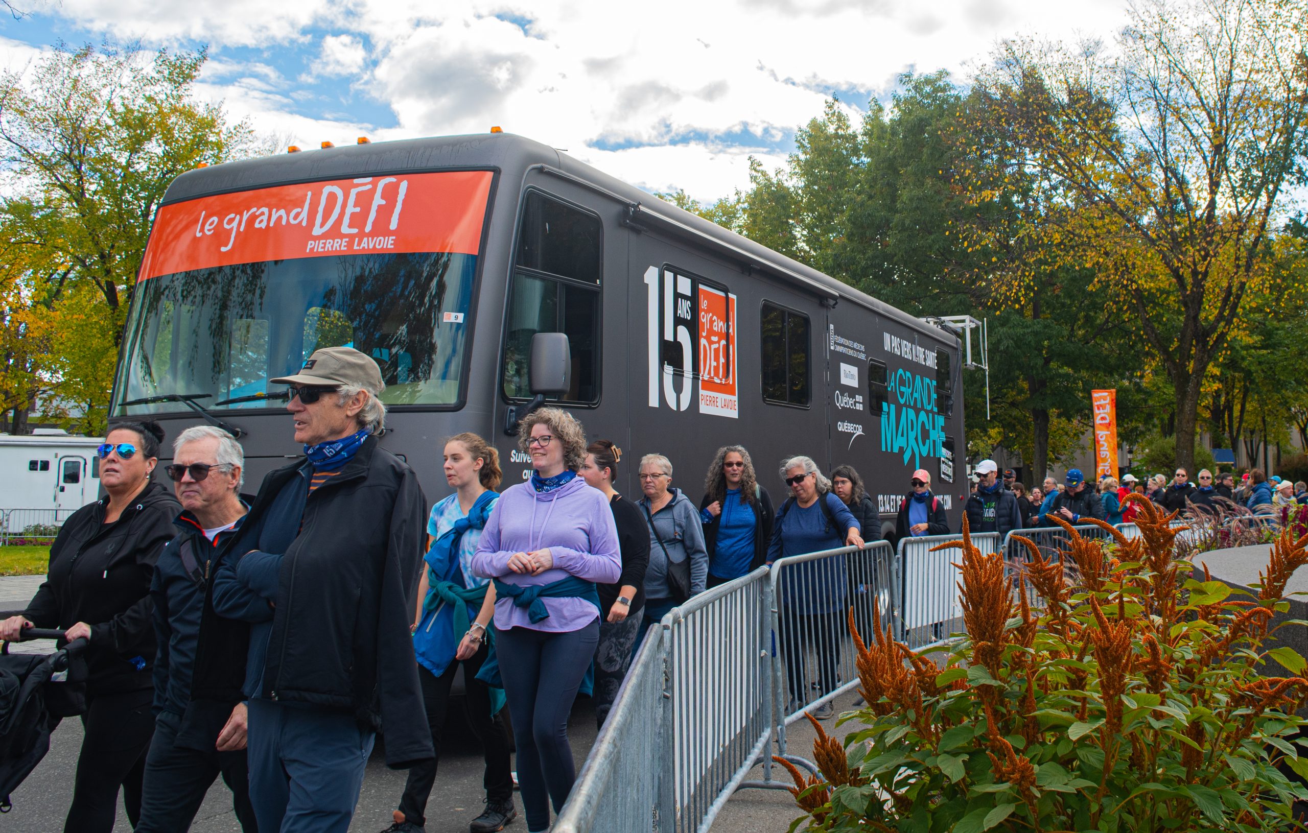 PHOTO: Grand Défi Pierre Lavoie gets Quebecers moving - The Quebec ... PHOTO: Grand Défi Pierre Lavoie gets Quebecers moving - The Quebec ...