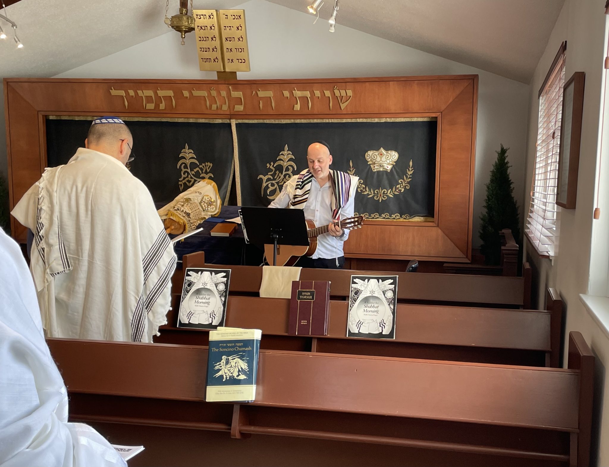 CBIOS holds prayer vigil for healing and peace in Israel - The Quebec ...