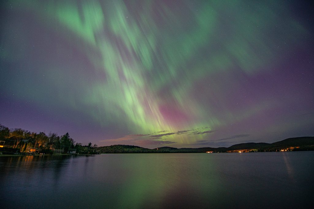 PHOTOS: Northern lights dazzle sky watchers over Quebec - The Quebec ...