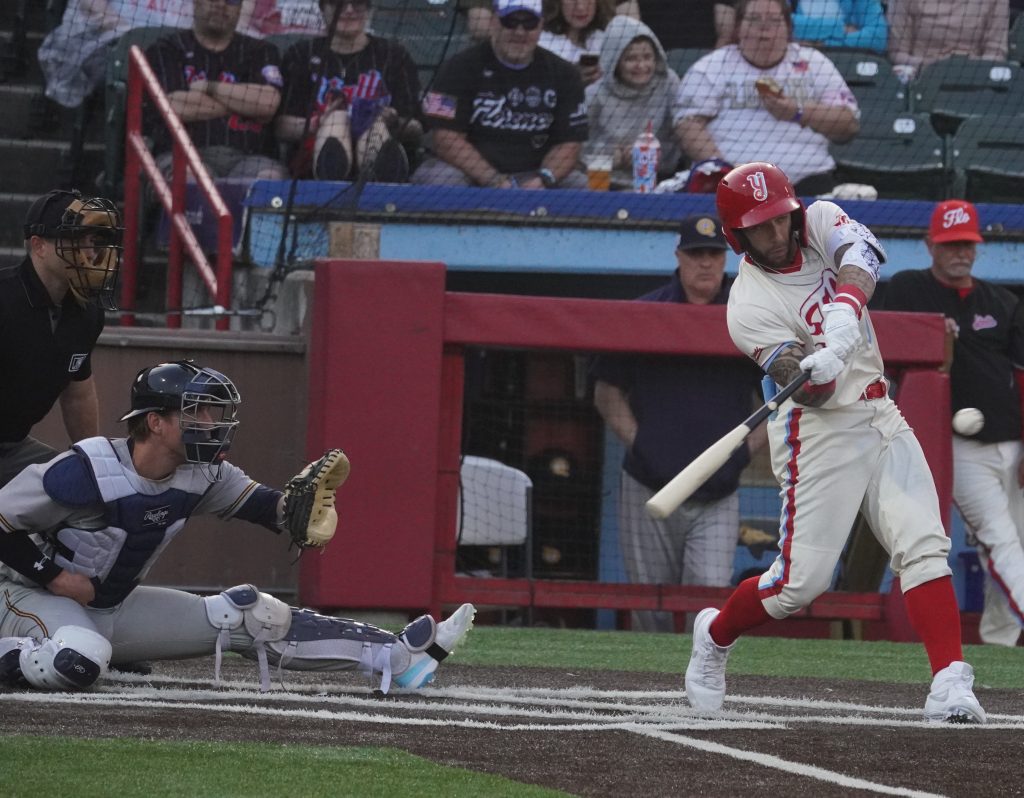 EYE ON SPORTS: Capitales take a tumble in Florence to start season ...