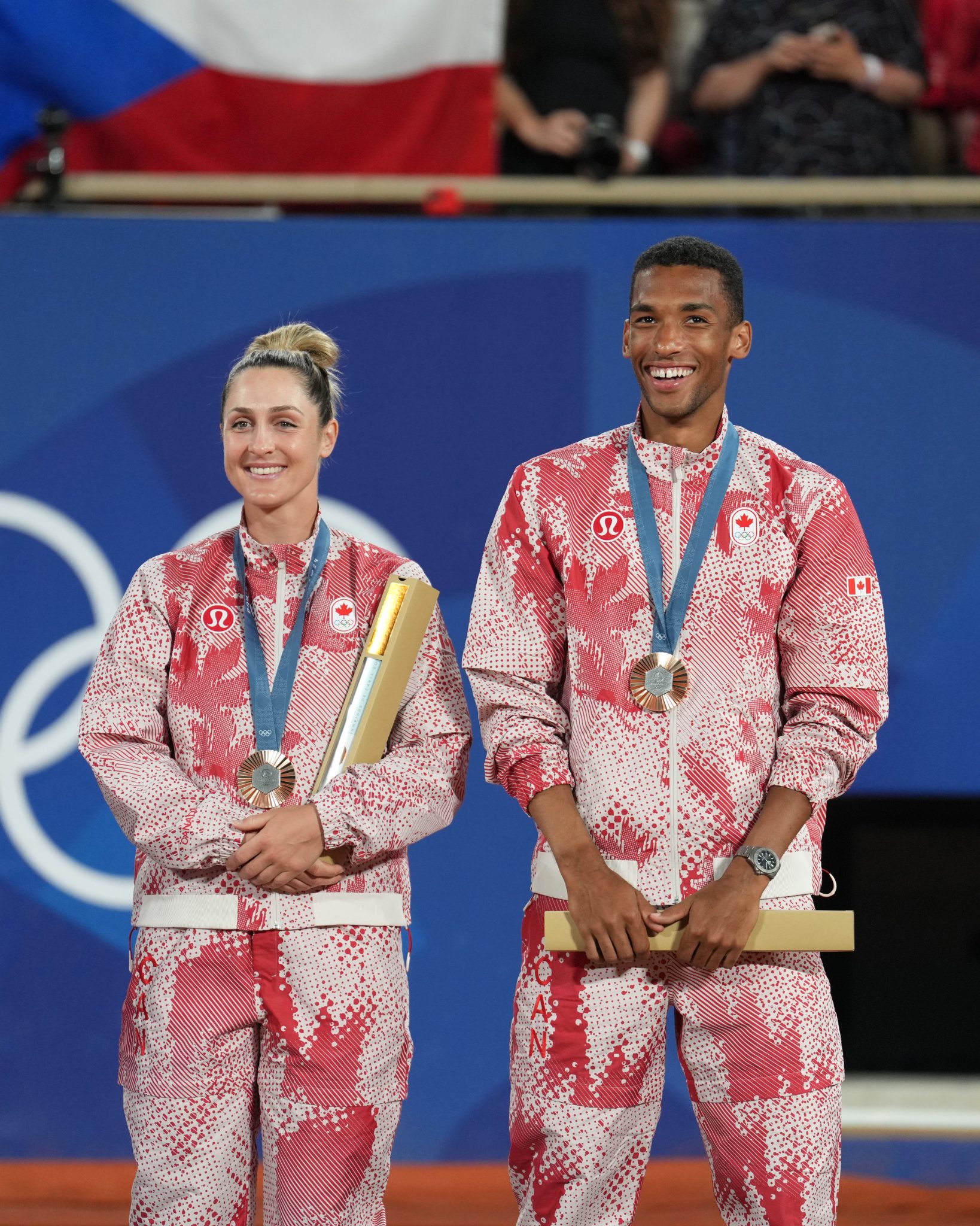 Auger-Aliassime and Dabrowski capture bronze in mixed doubles tennis ...