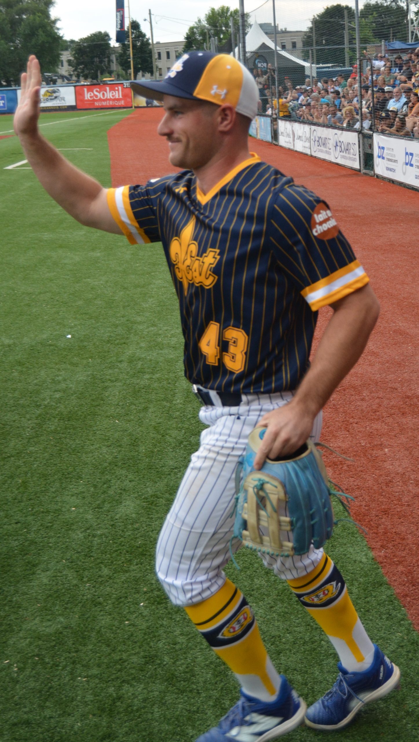 Capitales to play Titans/ValleyCats wild card game winner - The Quebec ...