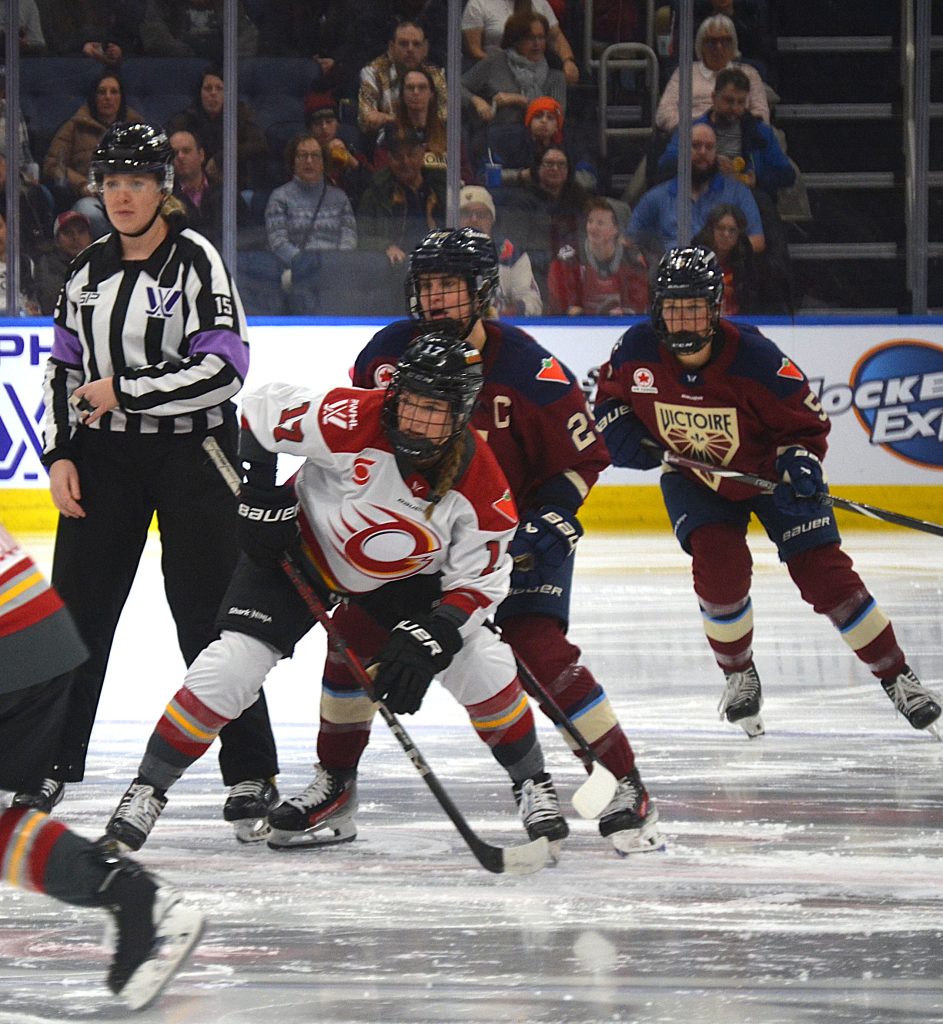 Over 18,000 fans witness the first-ever PWHL game in Quebec - The ...