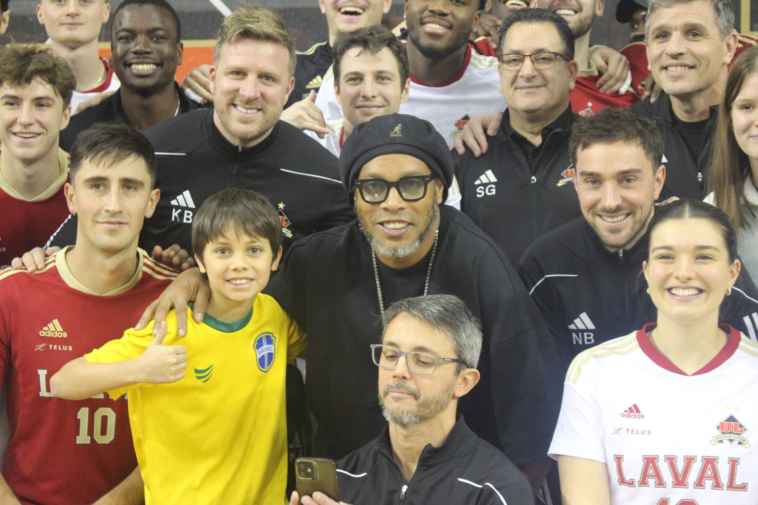Ronaldinho sparks euphoria among Quebec soccer fans - The Quebec ...