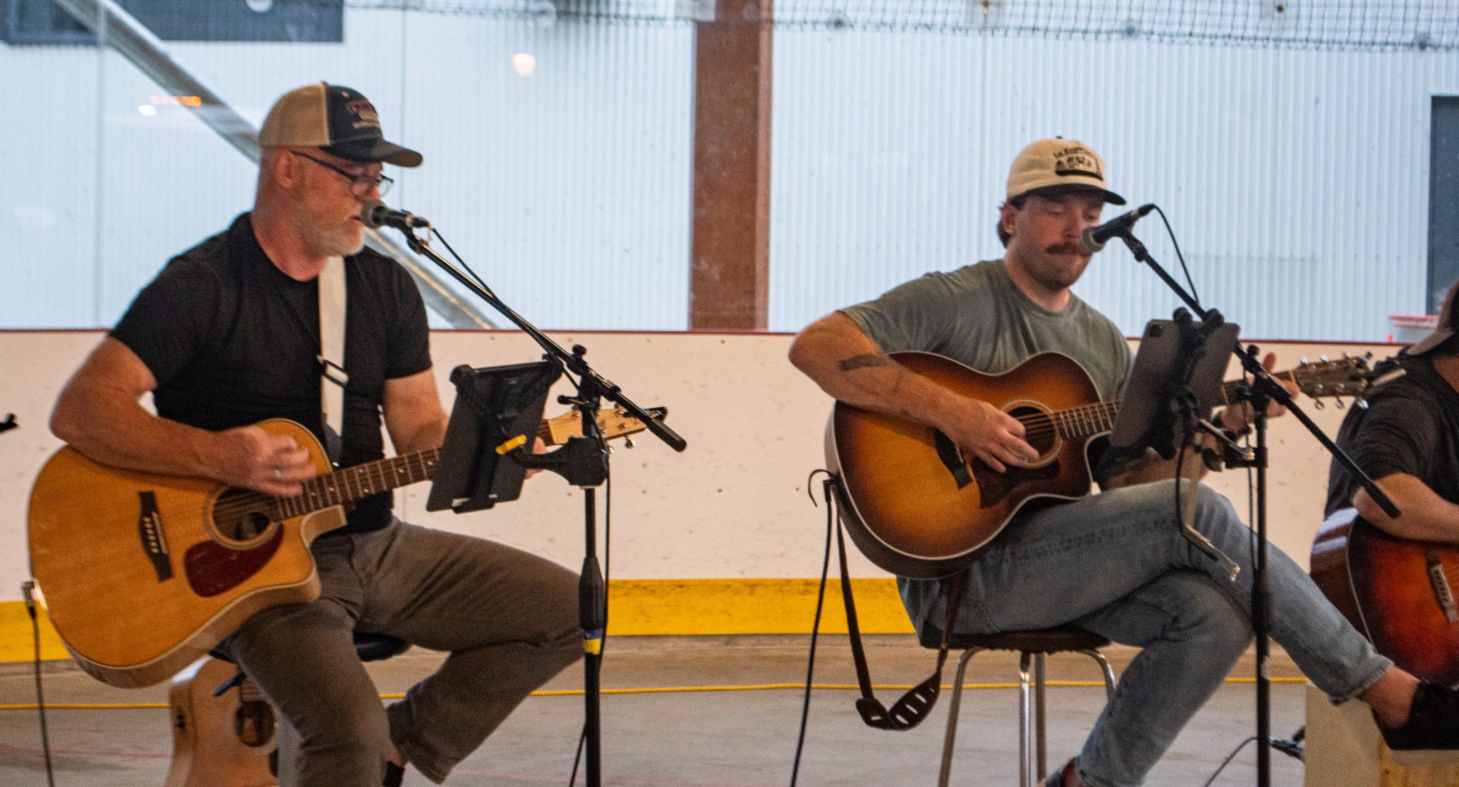 REVIEW: Jacob Sweeney sings and strums the rain away in Valcartier ...