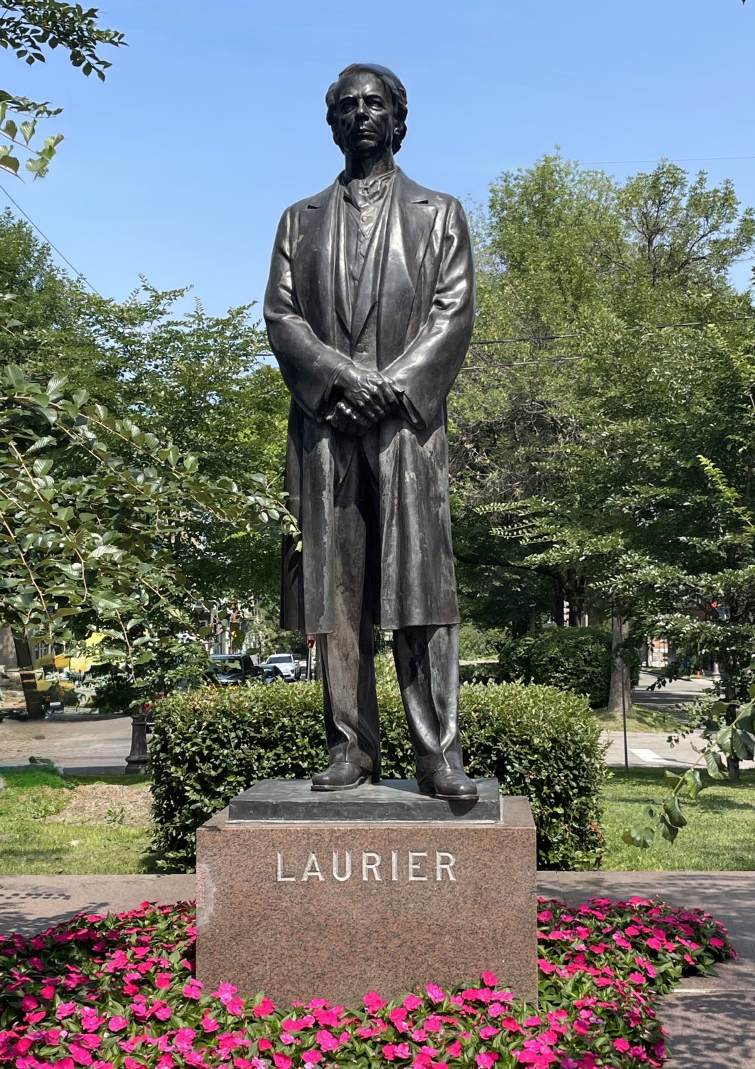 MONUMENTAL VIEWS: The story behind the statue of Sir Wilfrid Laurier ...