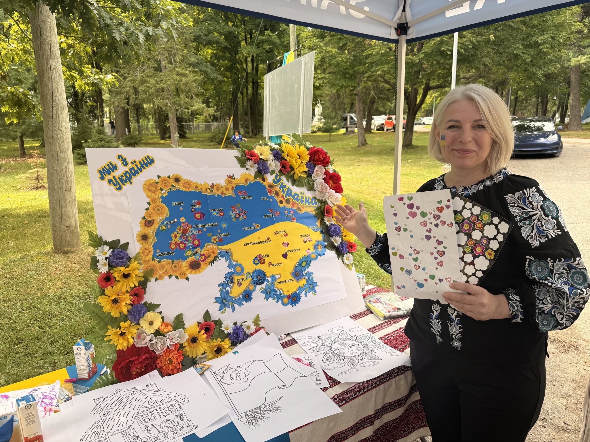 Ukrainians and Quebecers come together for Ukrainian Independence Day - The Quebec Chronicle ...