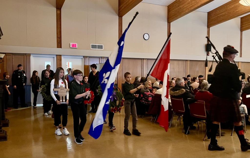 Valcartier Elementary School marks Remembrance Day - The Quebec ...