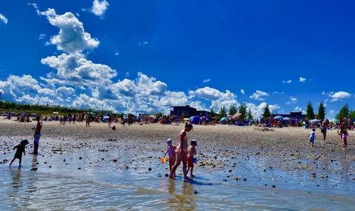A day at the beach at the Baie de Beauport - The Quebec Chronicle Telegraph